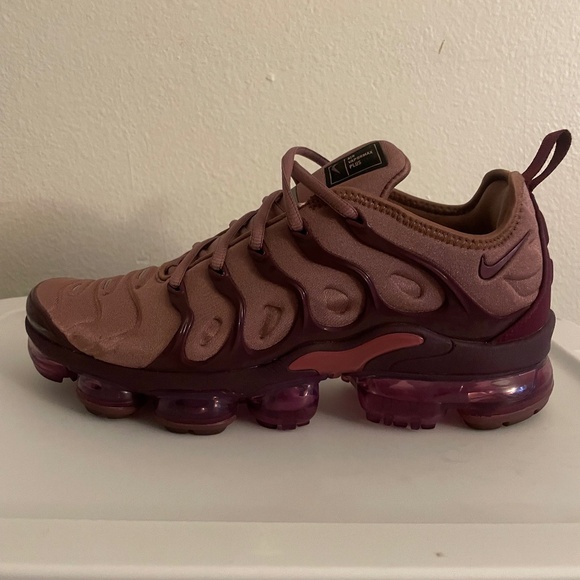 Nike | Shoes | Nike Air Vapor Max Plus | Poshmark
